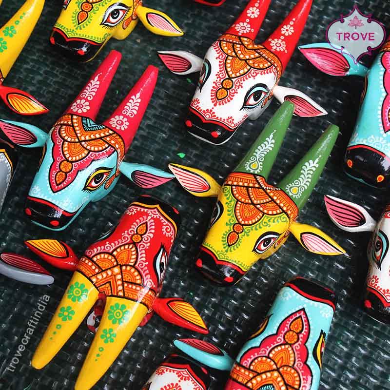 5 & 6 Inch - Mini Hand Painted Pattachitra Wooden Cow Head – Trove ...