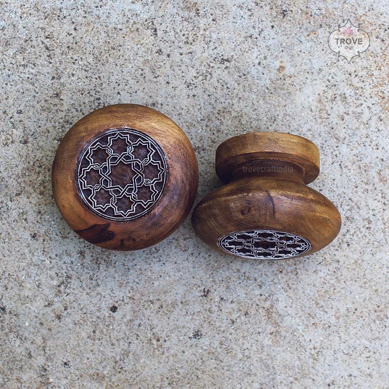 Wooden door knob with carved blocks (large stars) - set of 2 – Trove ...