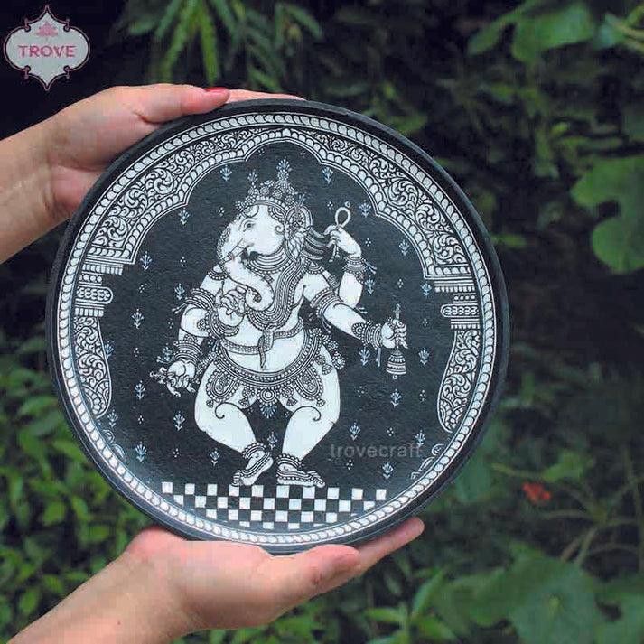 10" Black & White Ganesha Pattachitra Decor Plate – Trove Craft India